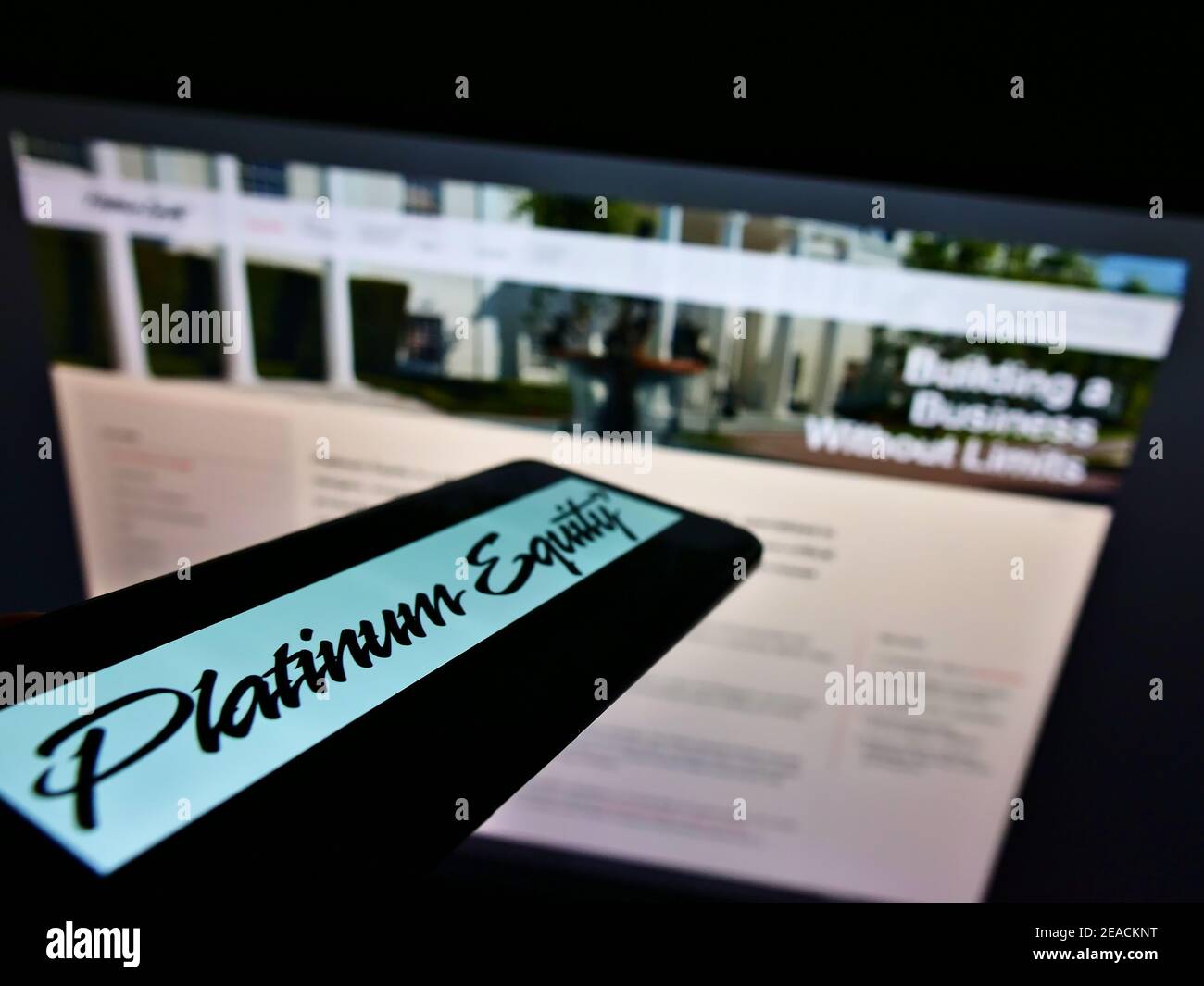 Platinum equity llc Banque de photographies et d’images à haute ...