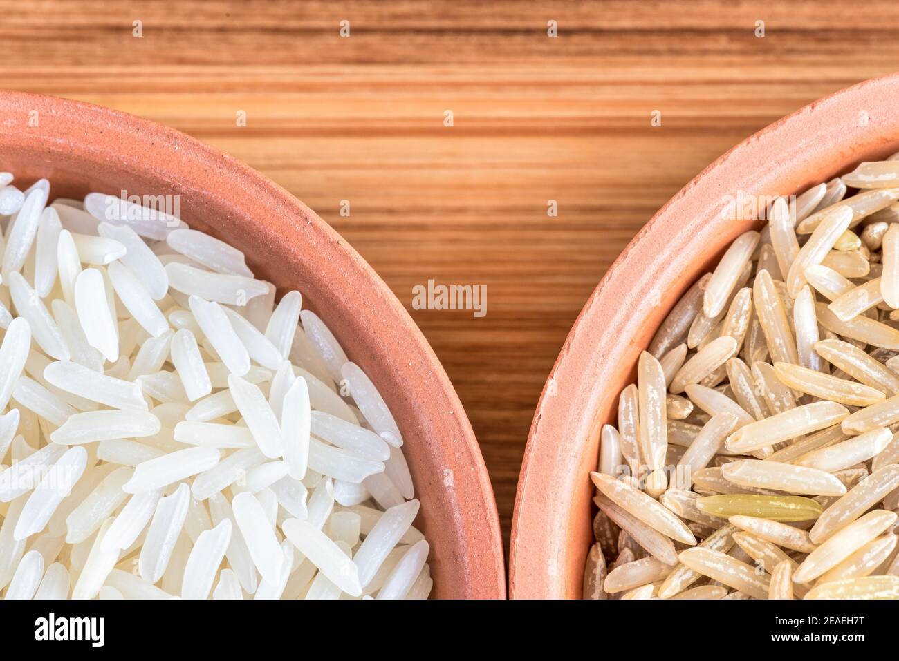 Riz cru Banque de photographies et d’images à haute résolution - Alamy