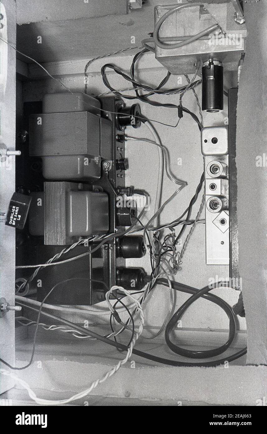 années 1950, photo historique d'une boîte à fusibles électrique de ...