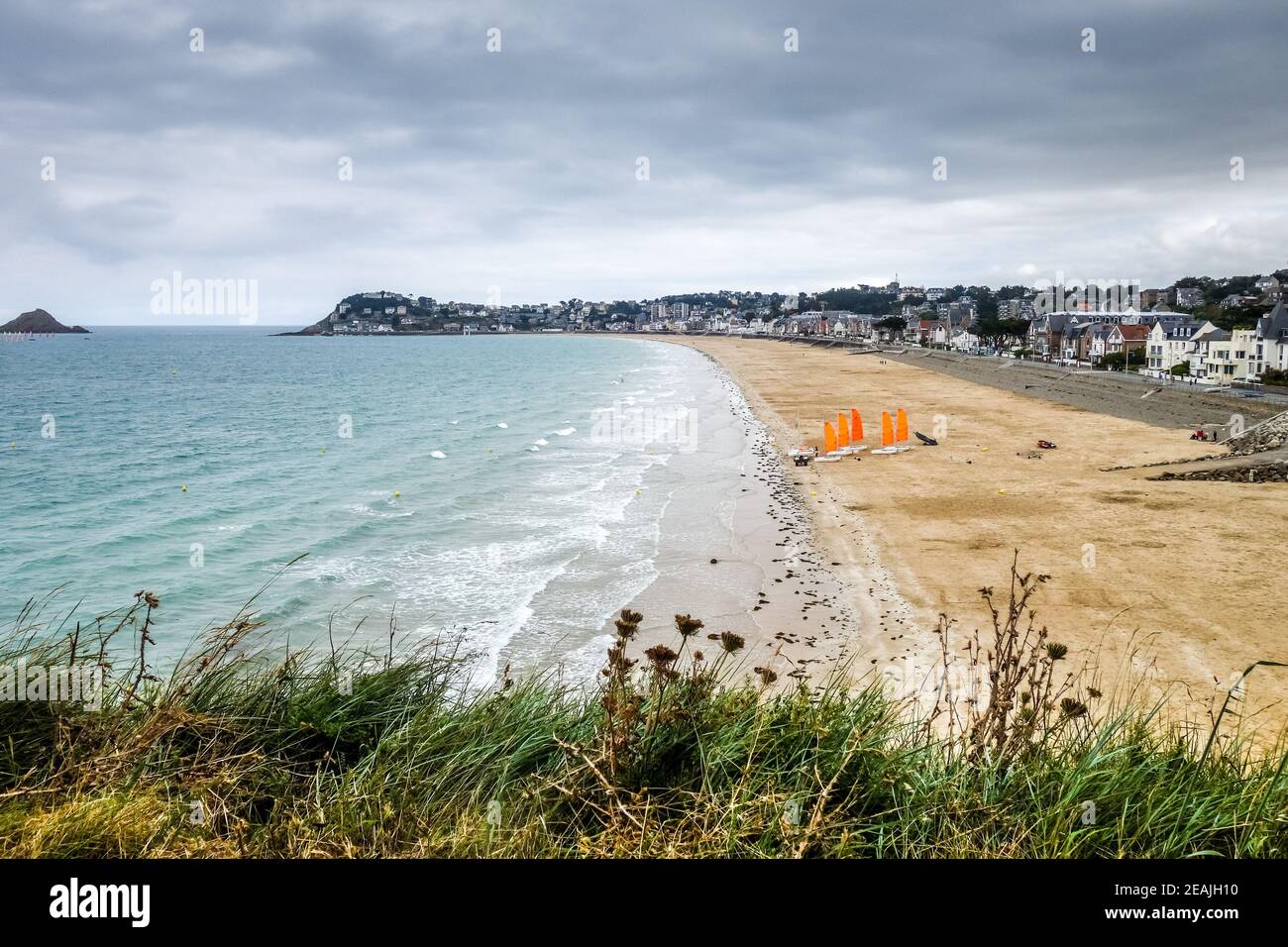 Pleneuf val andre beach brittany Banque de photographies et d’images à ...