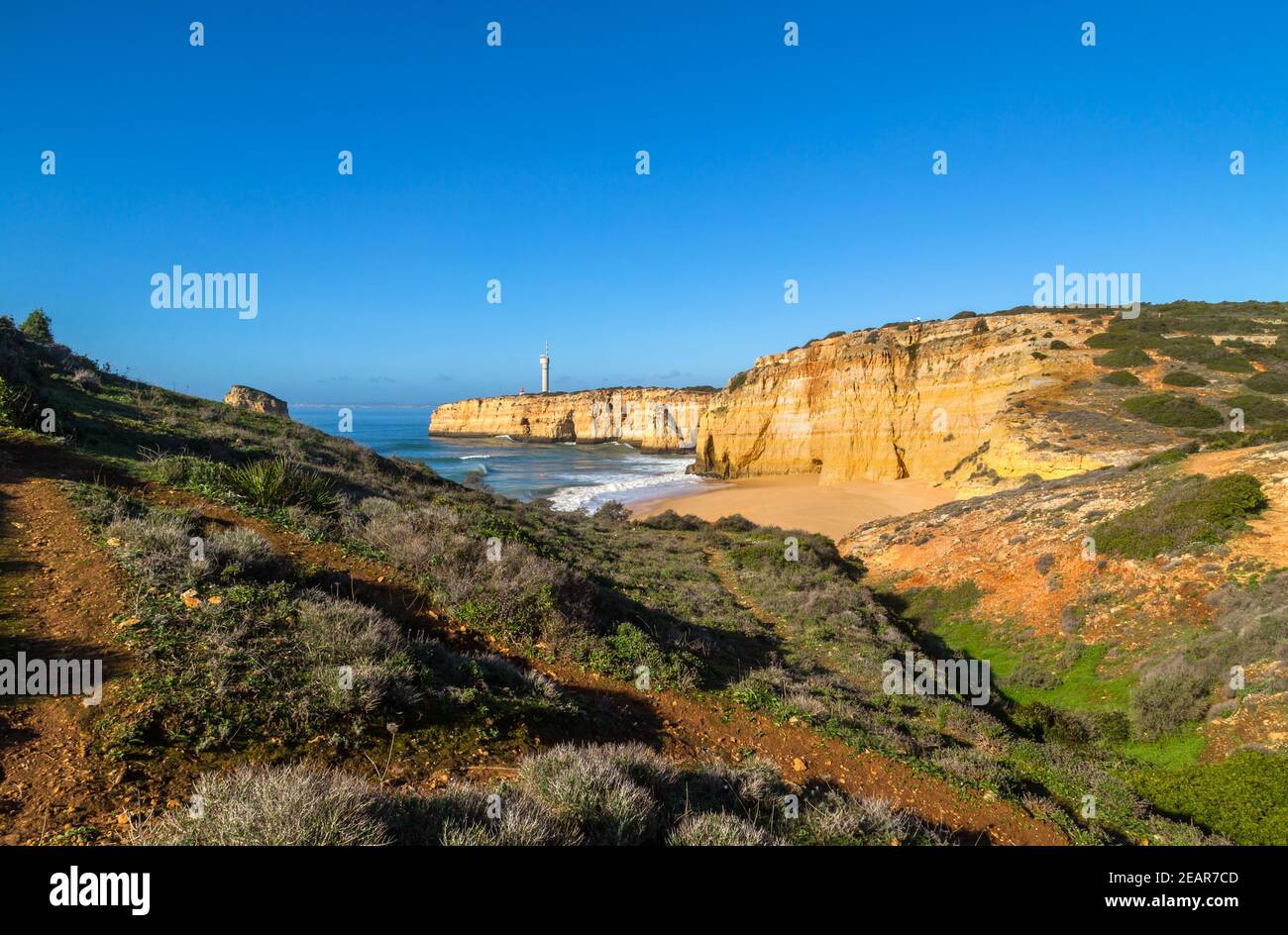La célèbre plage de Praia dos Caneiros. Cette plage fait partie de la ...