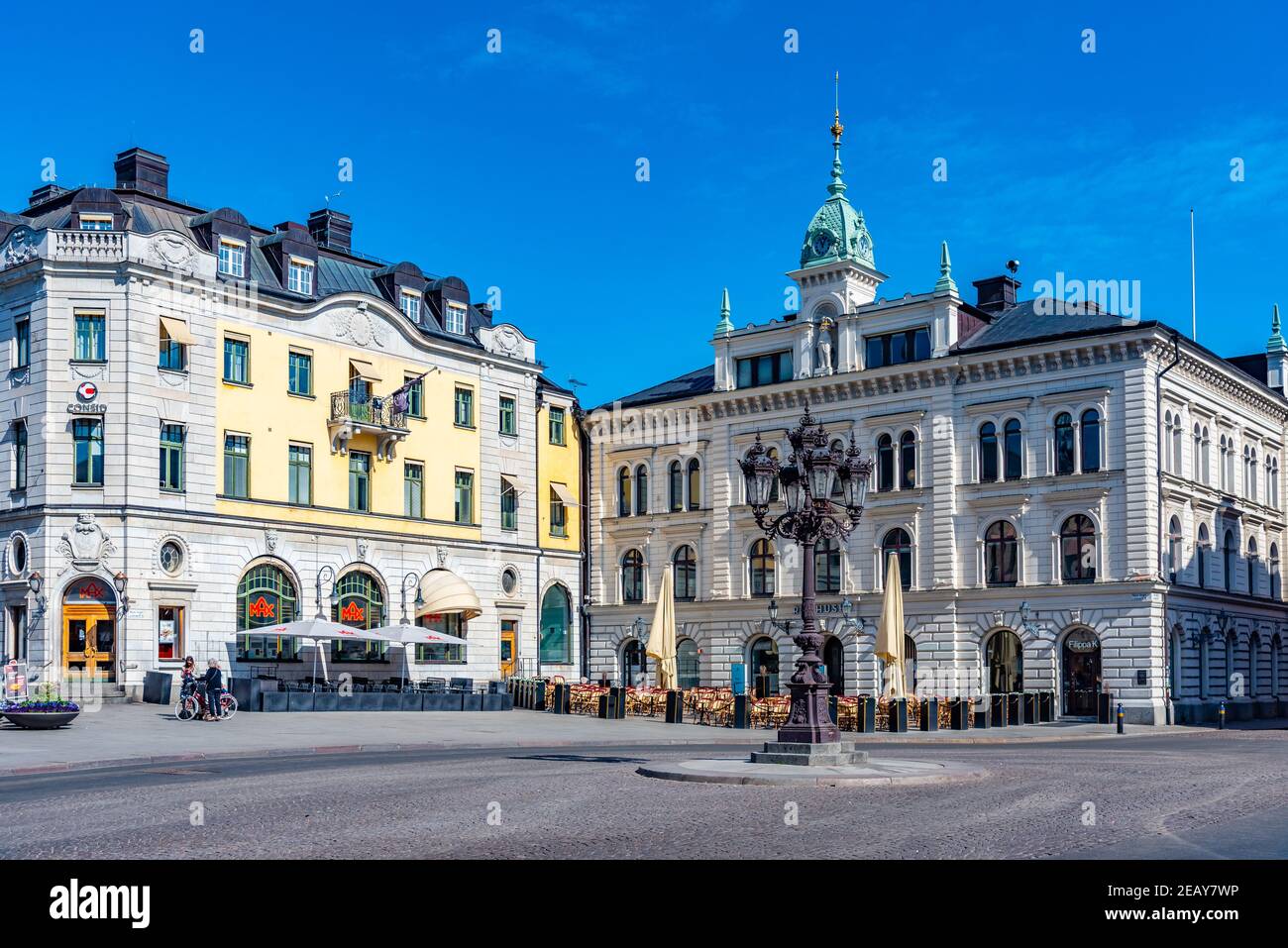 UPPSALA, SUÈDE, 22 AVRIL 2019 : place principale Stora Torget dans le ...