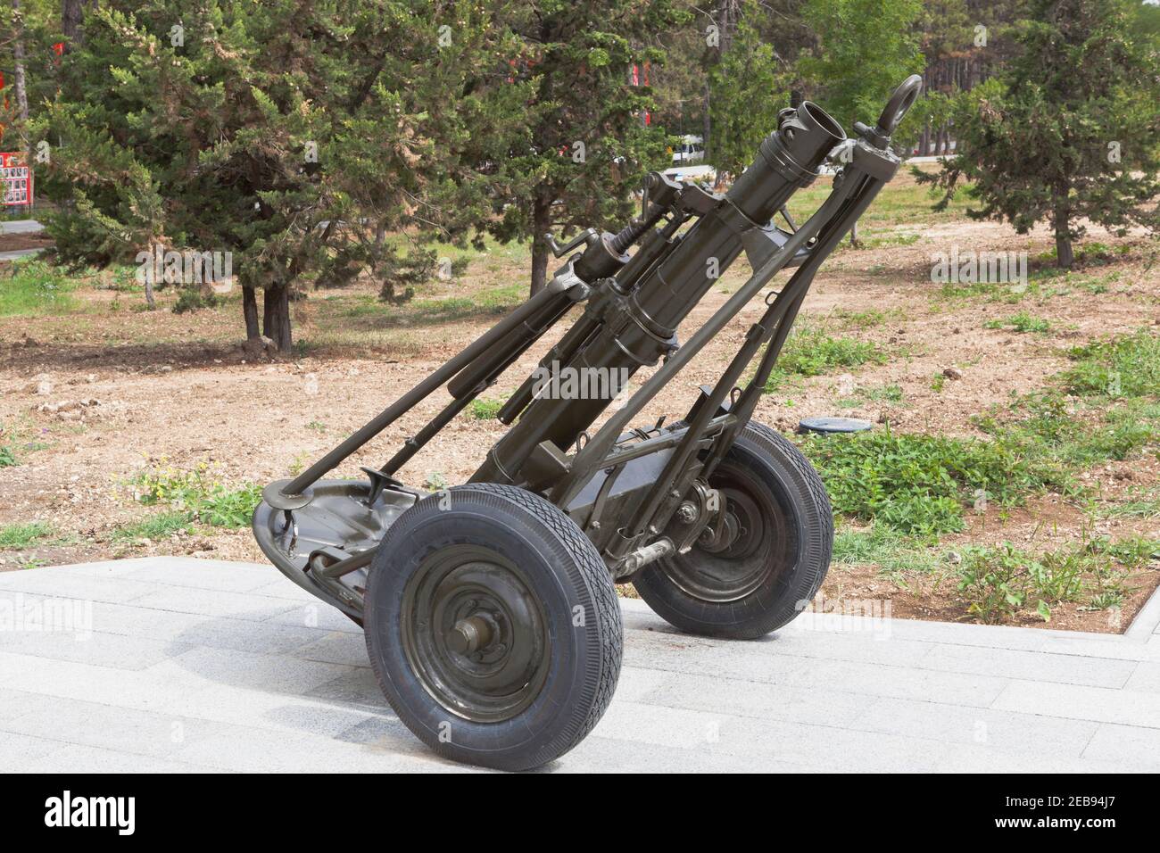 Mortier de 120 mm Banque de photographies et d’images à haute ...
