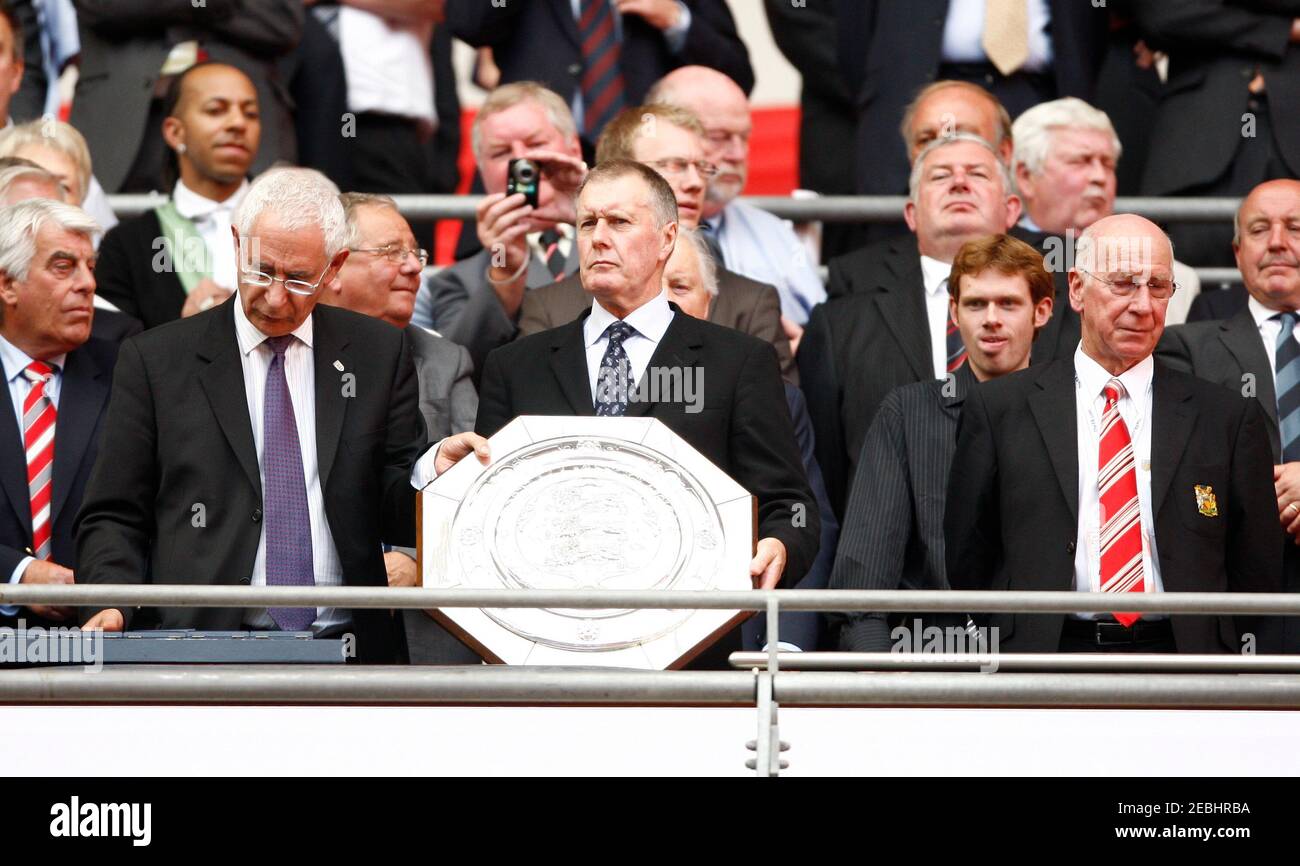 Geoff hurst chelsea Banque de photographies et d’images à haute ...