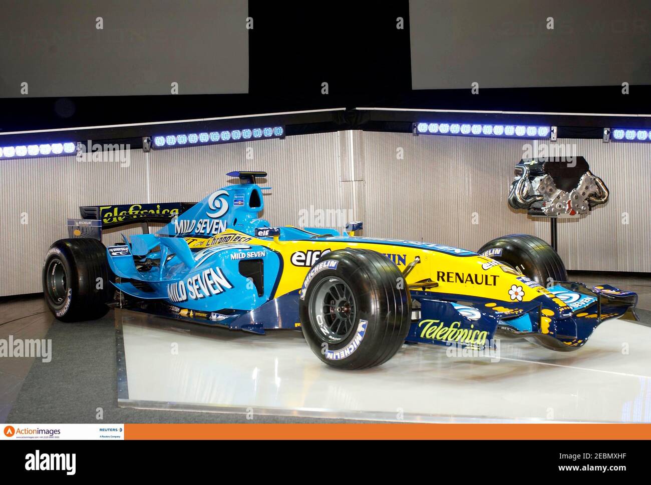 2006 renault r26 f1 car Banque de photographies et d’images à haute ...