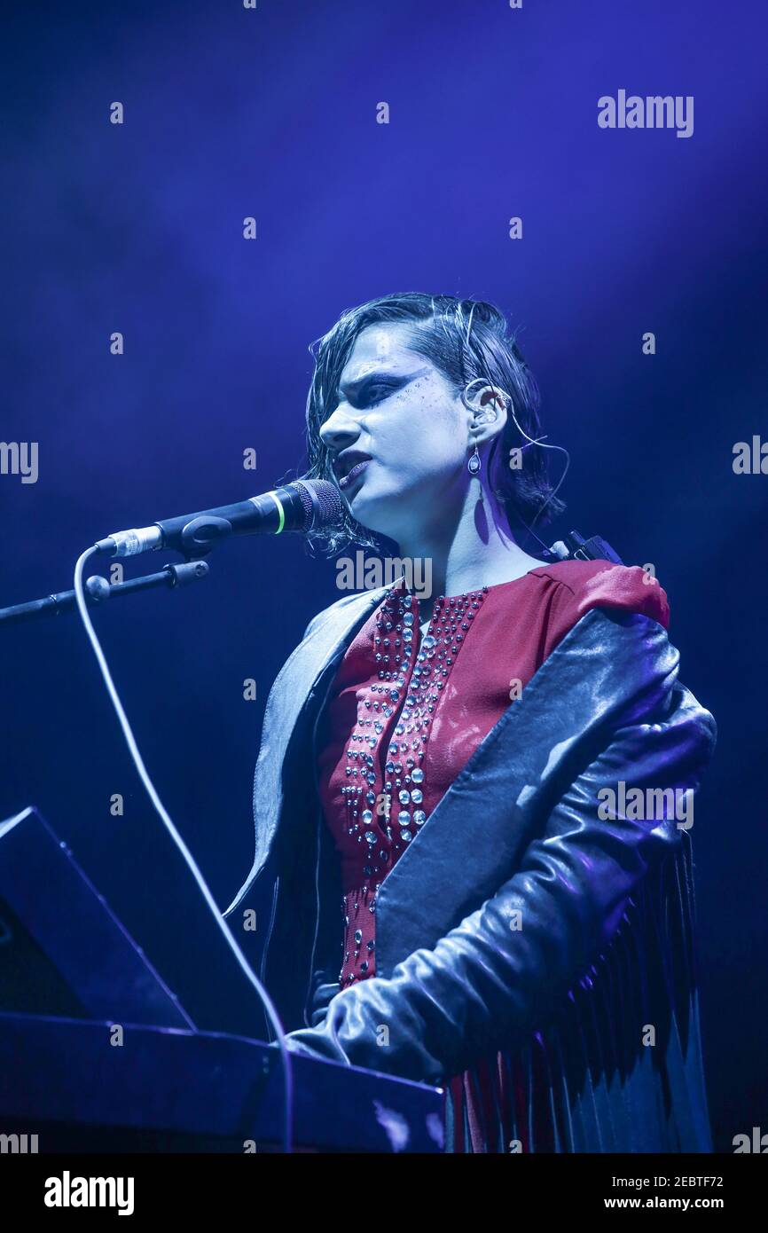 Sonia kuprienko Banque de photographies et d’images à haute résolution ...