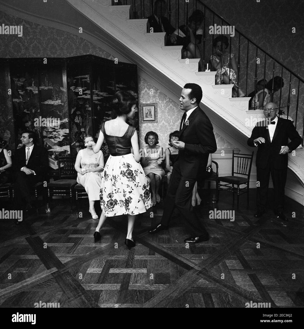 Voyage à New York : réception, résidence Arthur Krim. Le chanteur ...