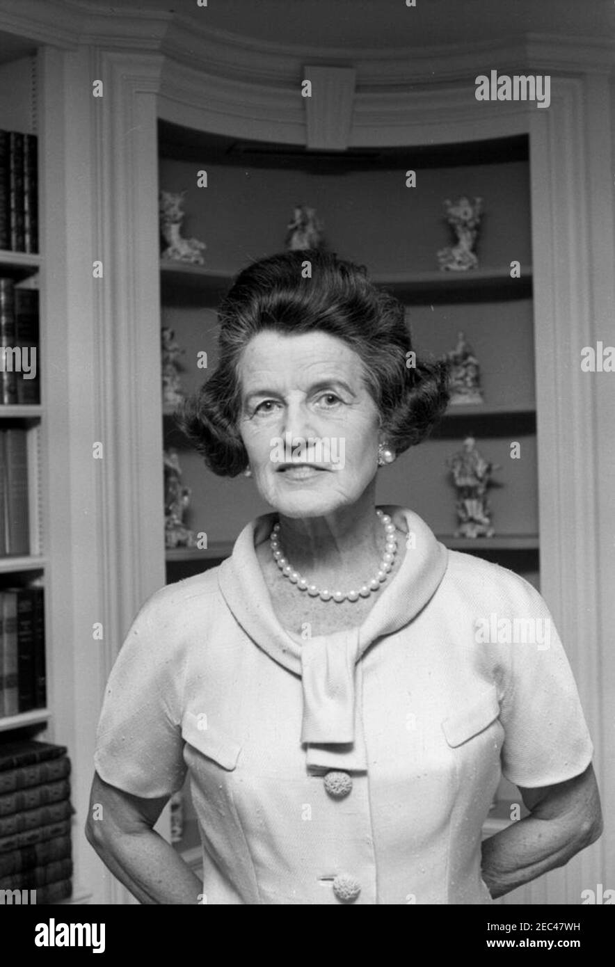 La mère du président Kennedyu2019s, Rose Fitzgerald Kennedy, au port de Hyannis (photos de ...