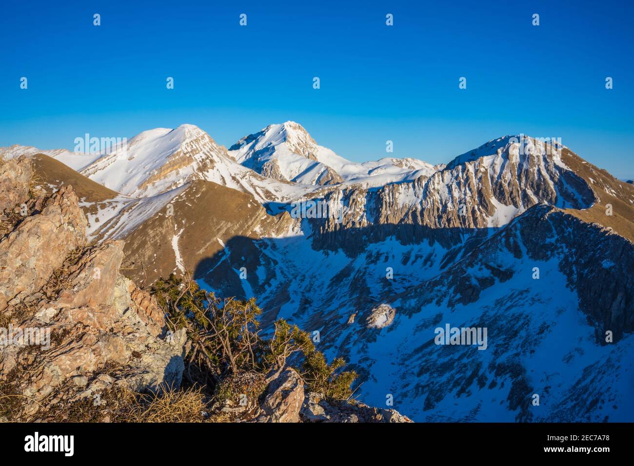 Montagnes des apennins en italie Banque de photographies et d’images à ...