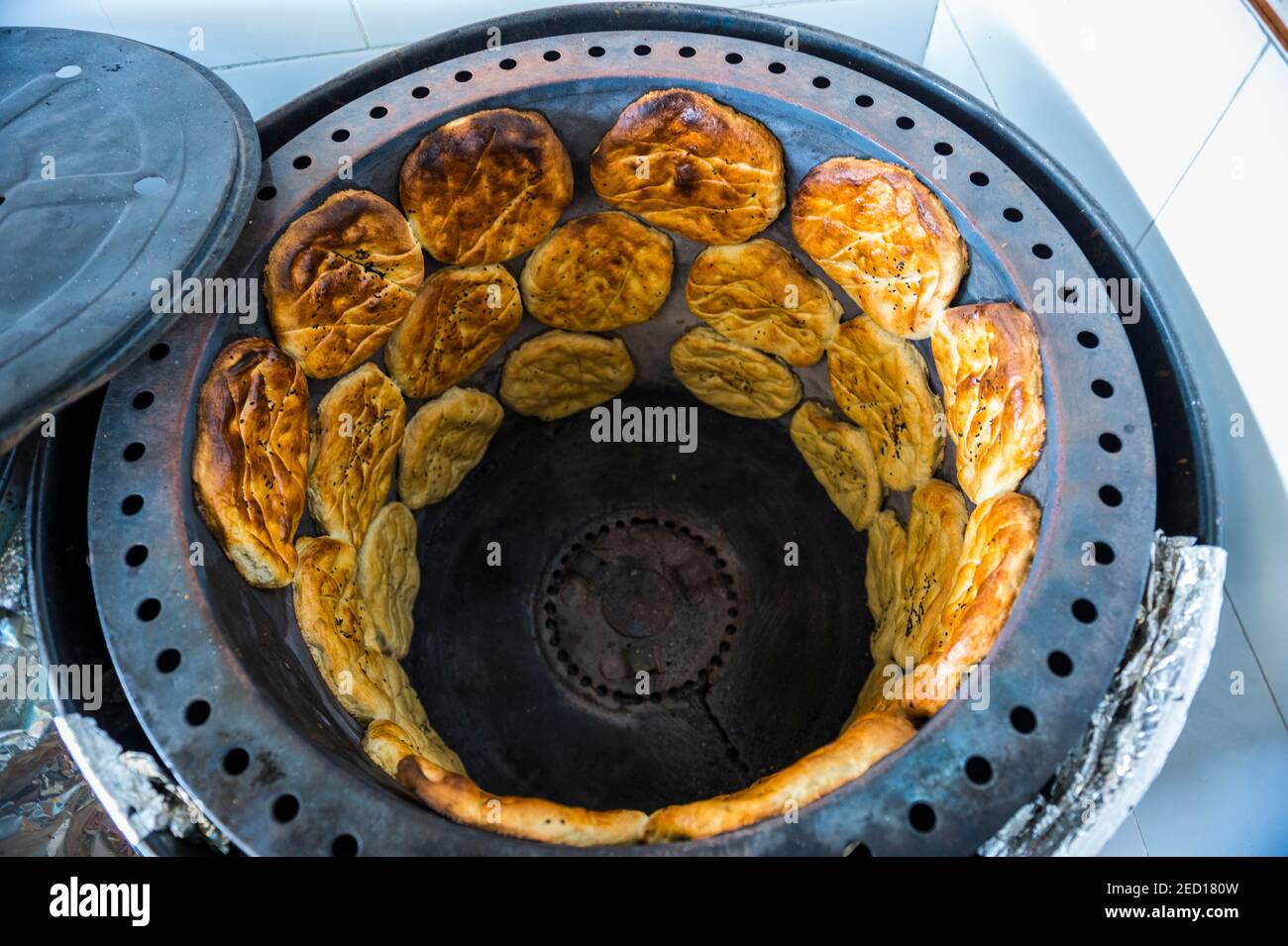 Vieux four traditionnel Banque de photographies et d’images à haute ...