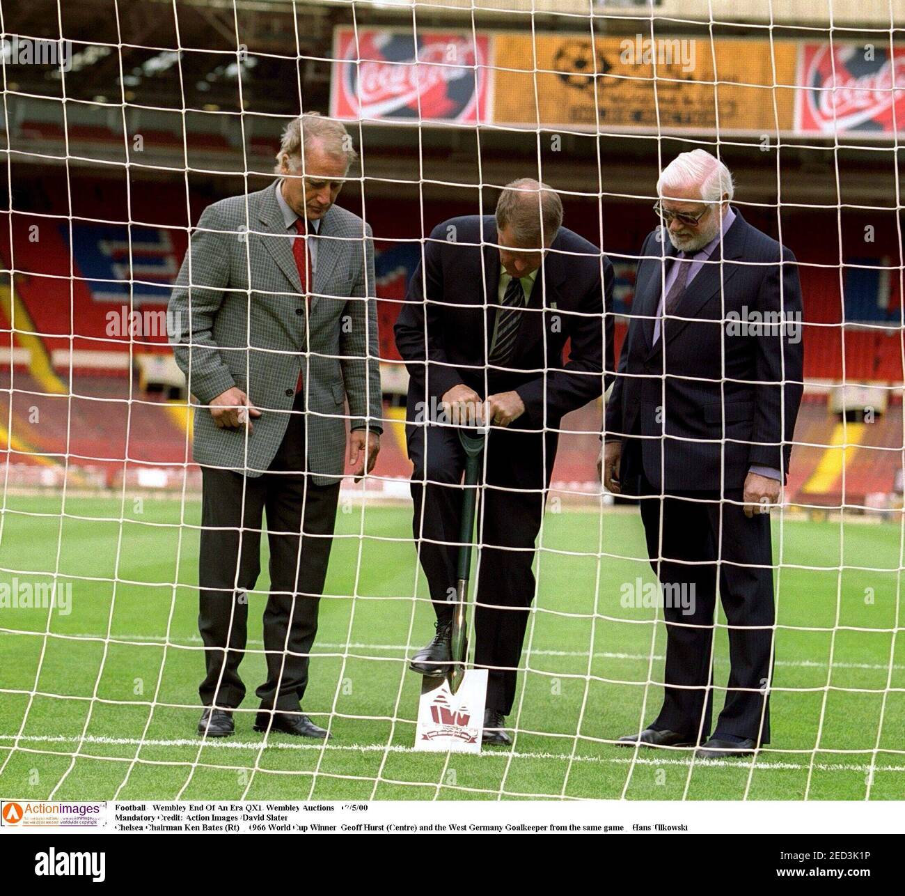 Geoff hurst chelsea Banque de photographies et d’images à haute ...