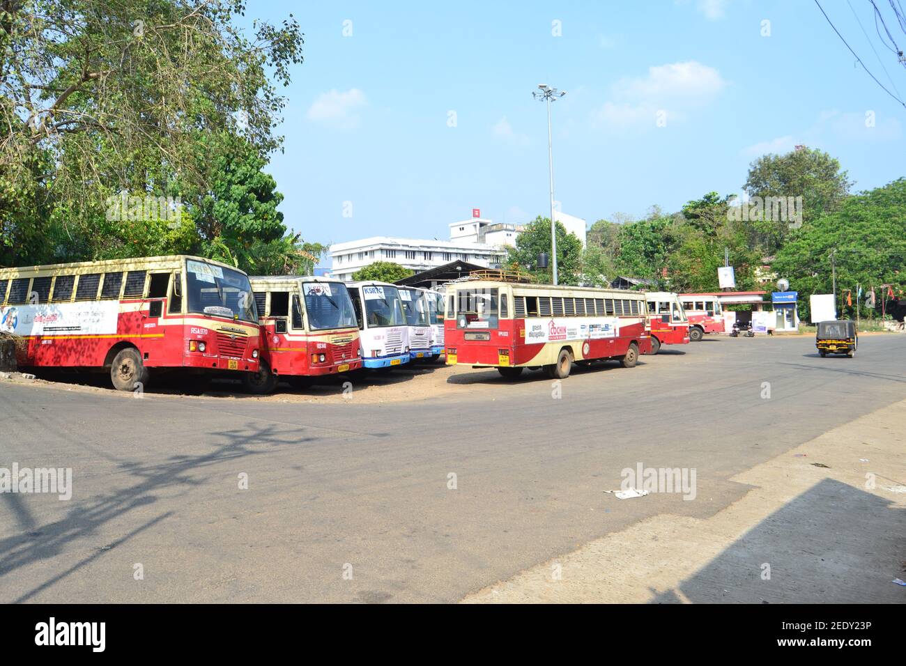 Station de bus ksrtc Banque de photographies et d’images à haute ...