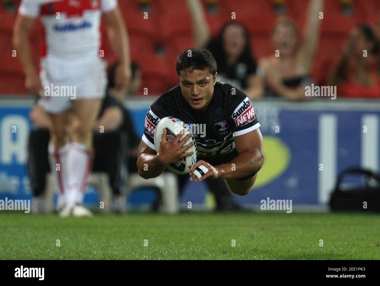 Sam Perrett Banque d'image et photos - Alamy