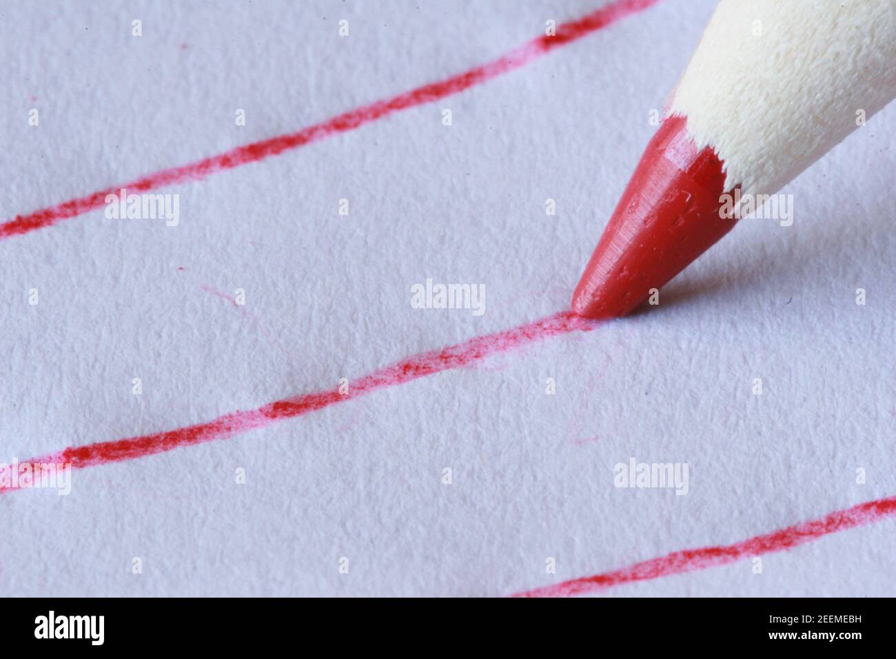 Dessin au crayon rouge Banque de photographies et d’images à haute ...