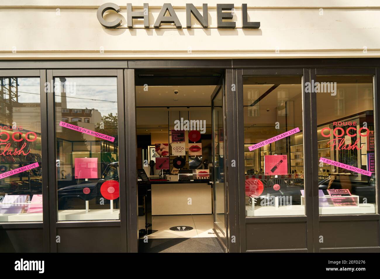 Logo chanel Banque de photographies et d’images à haute résolution - Alamy