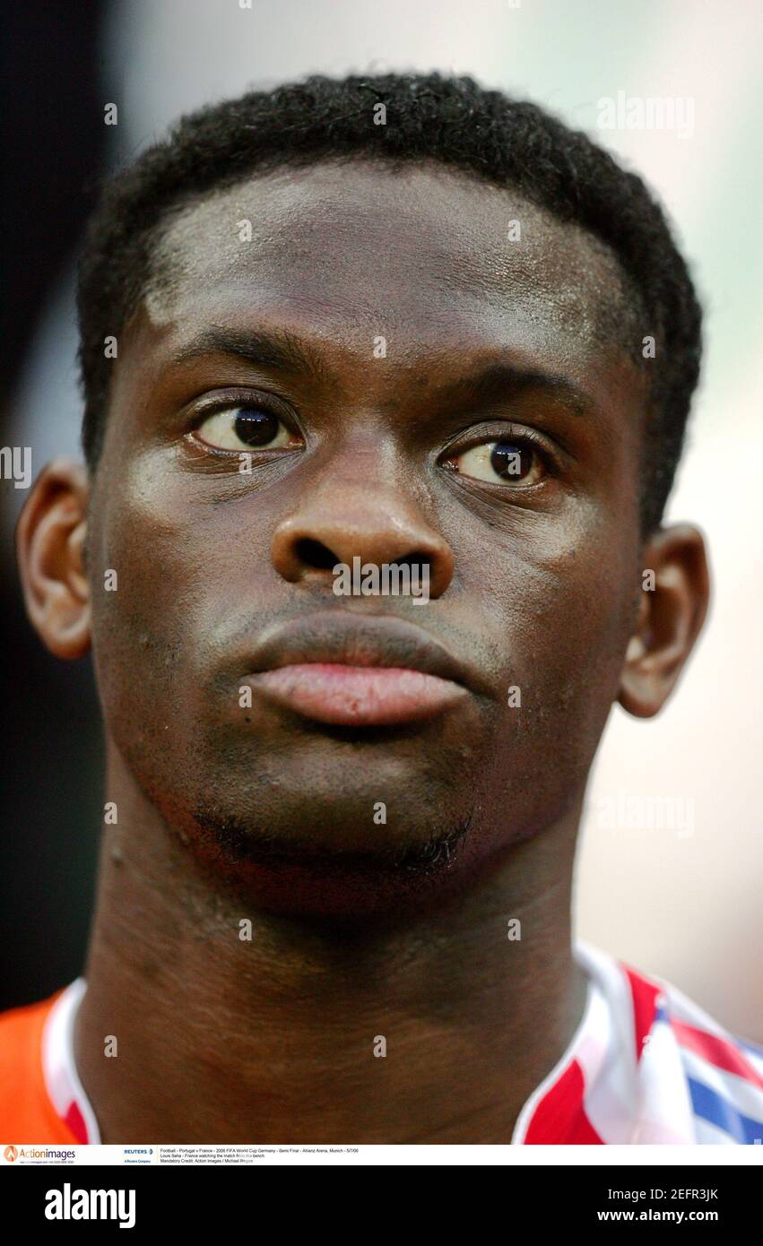 Louis saha france fifa world cup Banque de photographies et d’images à ...