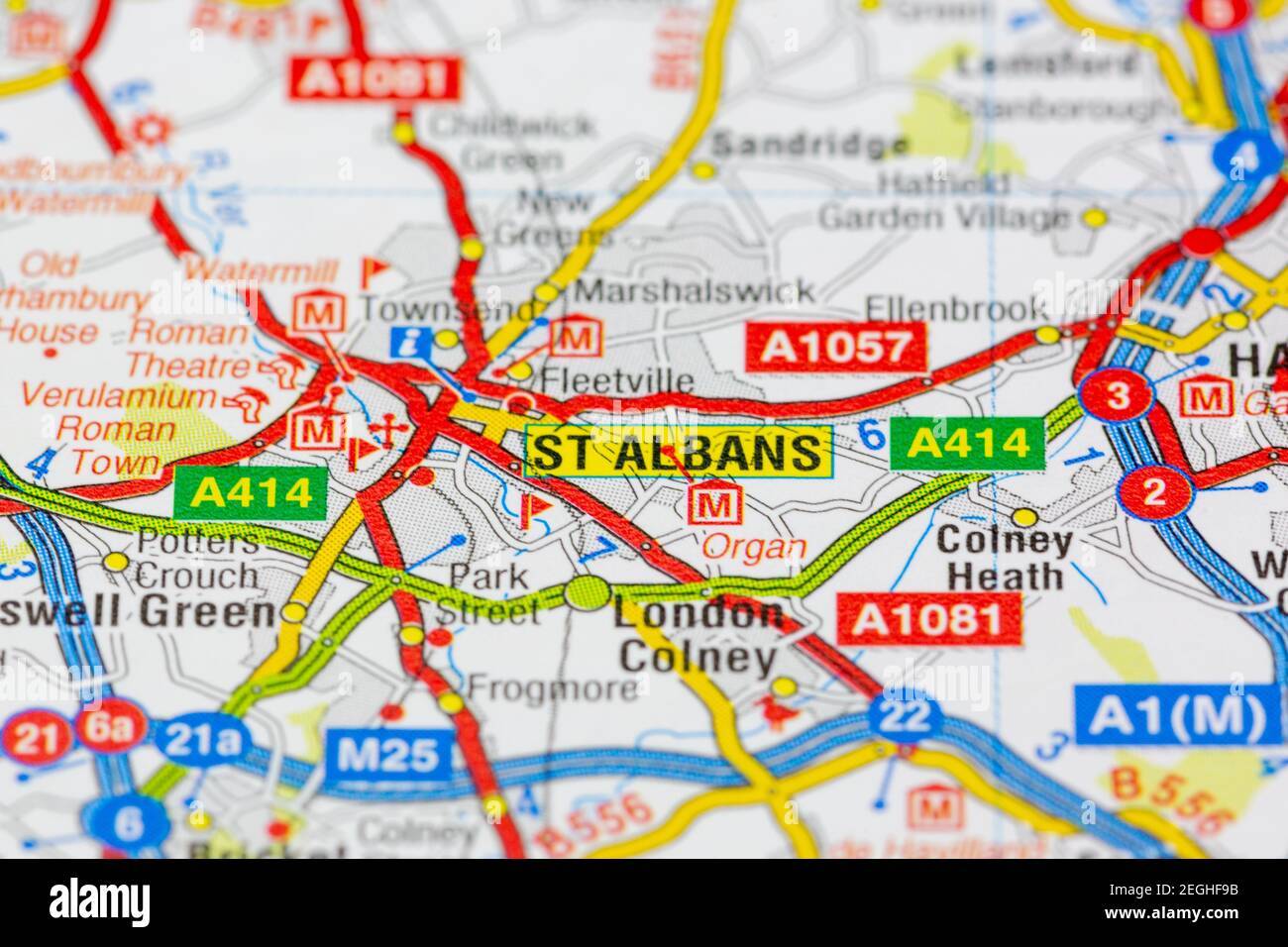 St Albans et ses environs sont indiqués sur une carte routière ou carte ...
