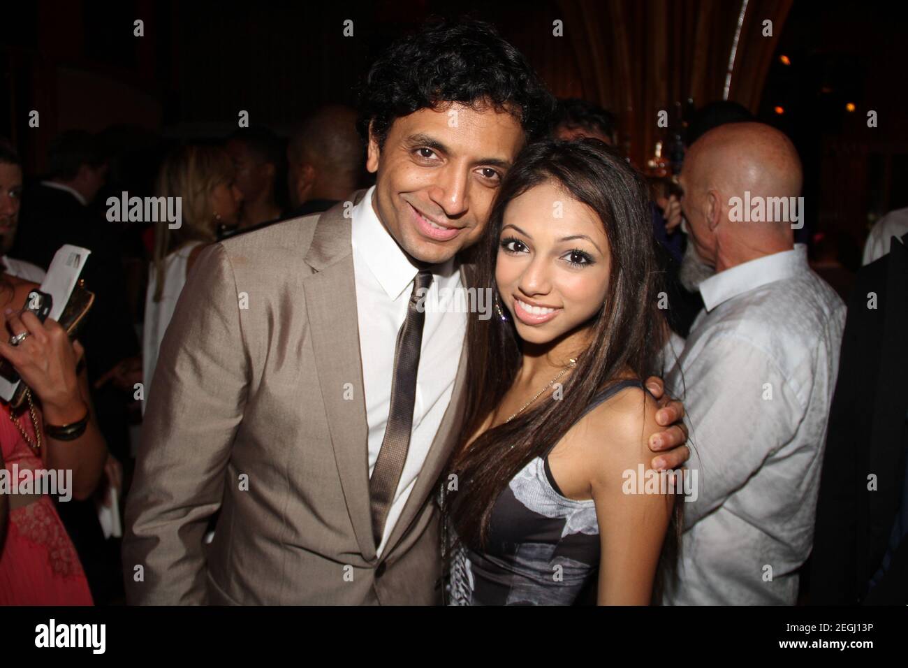 Saleka shyamalan and m night shyamalan Banque de photographies et d ...