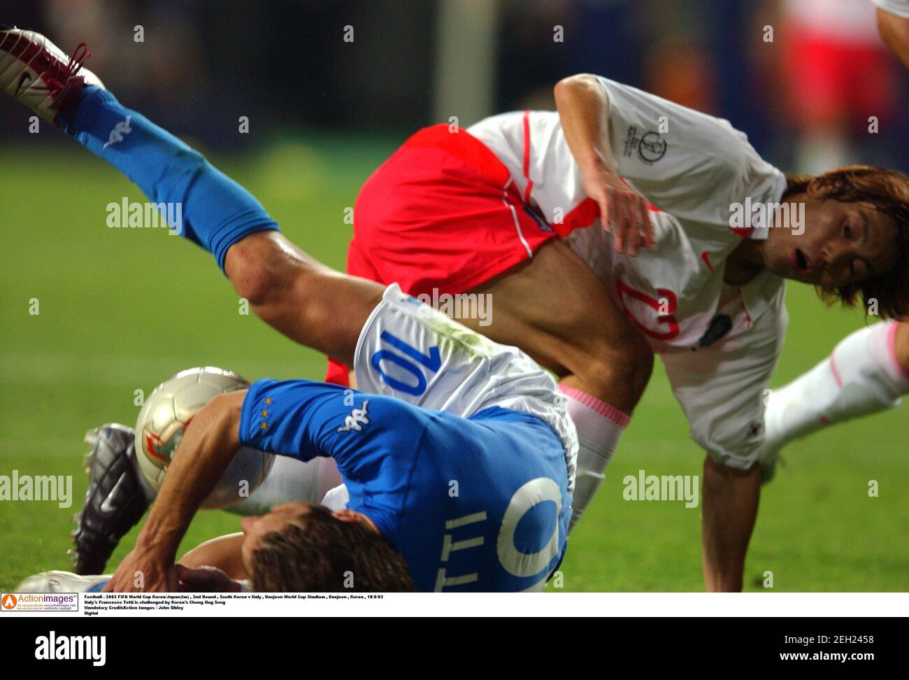 Francesco totti fifa world cup 2002 Banque de photographies et d’images ...