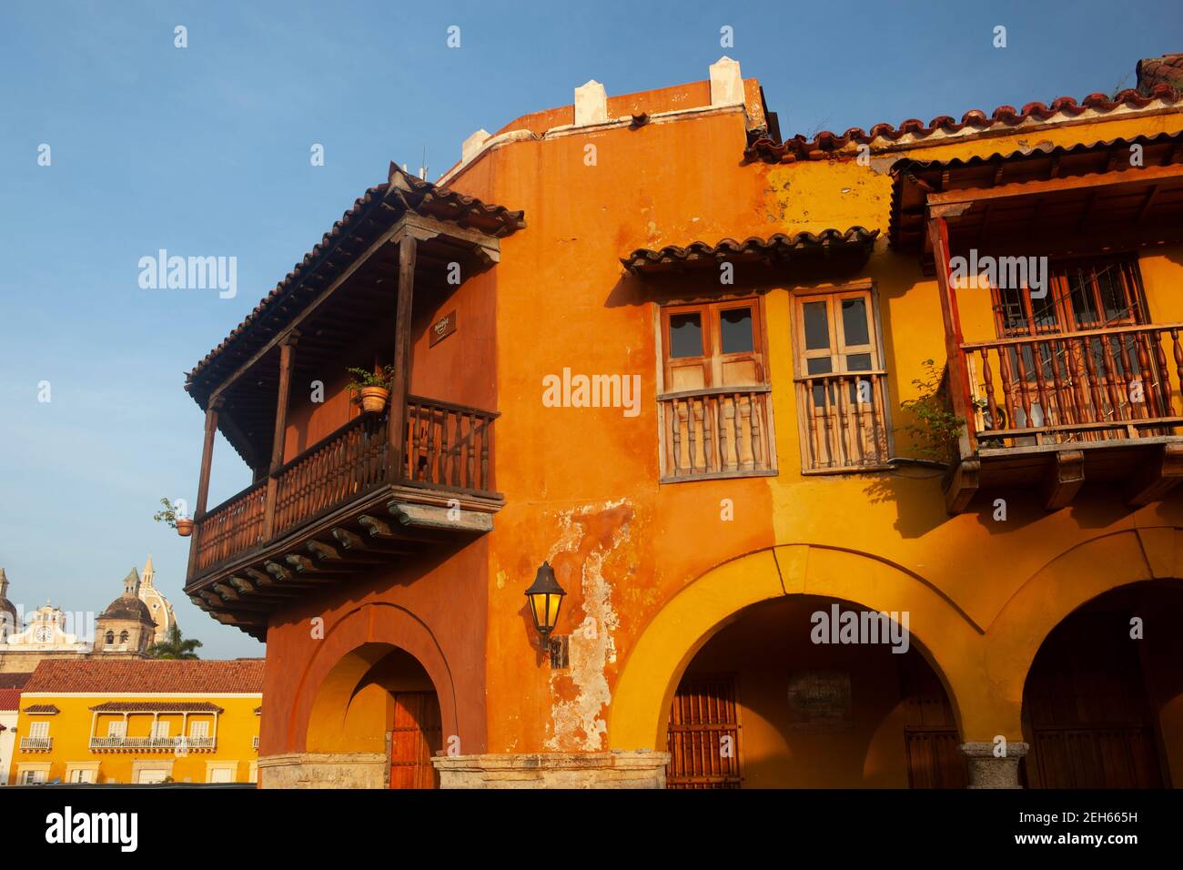 Colombie Cartagena balcons en bois et balustrade de l'architecture ...