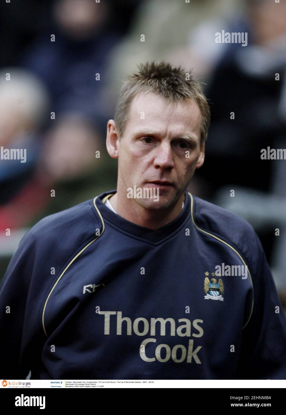 Manchester city manager stuart pearce Banque de photographies et d ...