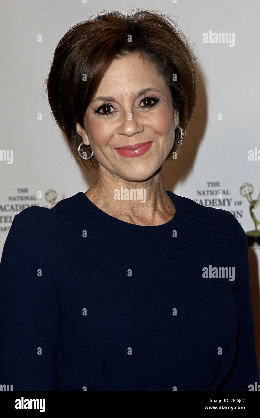 Dana tyler Banque de photographies et d’images à haute résolution - Alamy