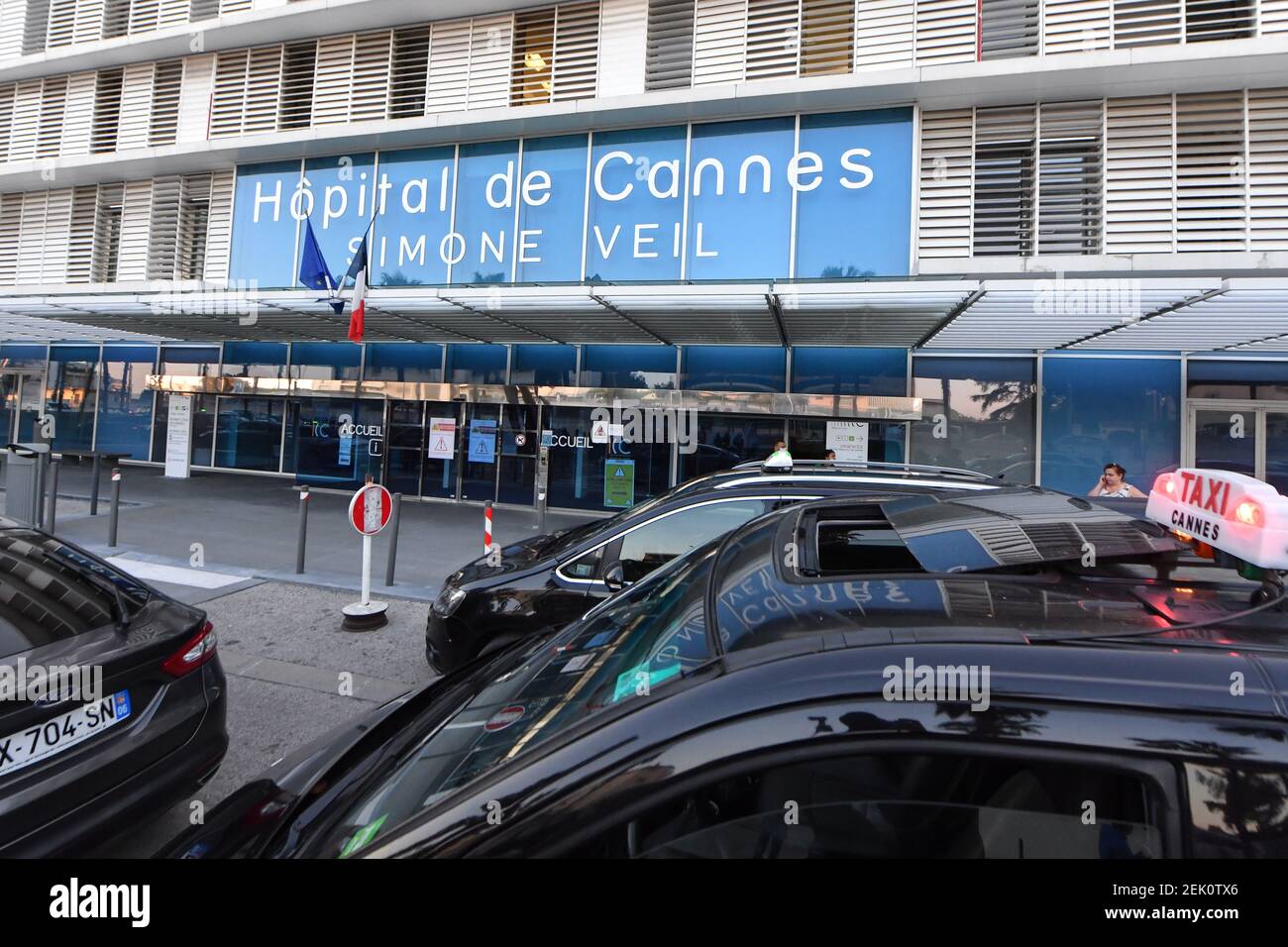 COVID-19 coronavirus : les chauffeurs de taxis de Cannes ont rendu ...