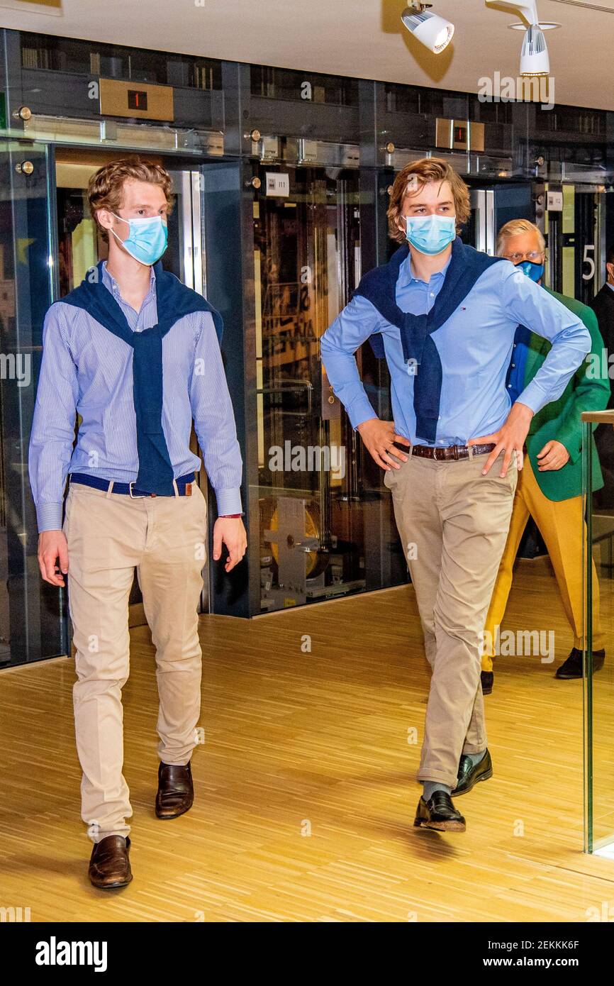 Prince Gabriel qui a amené un ami sur le vélo à cause du dimanche sans ...