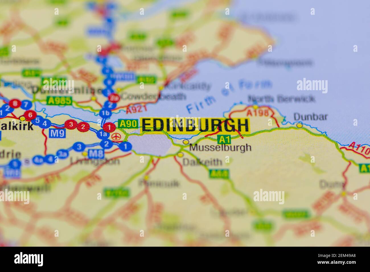 Édimbourg affichée sur une carte routière ou une carte géographique ...