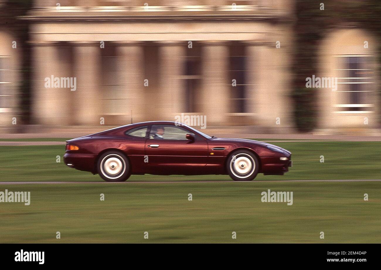 Aston martin db7 de 1994 Banque de photographies et d’images à haute ...