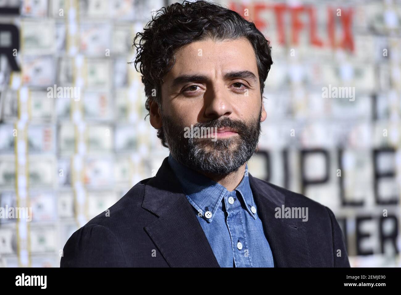 L'acteur Oscar Isaac participe à la première mondiale « Triple Frontier ...