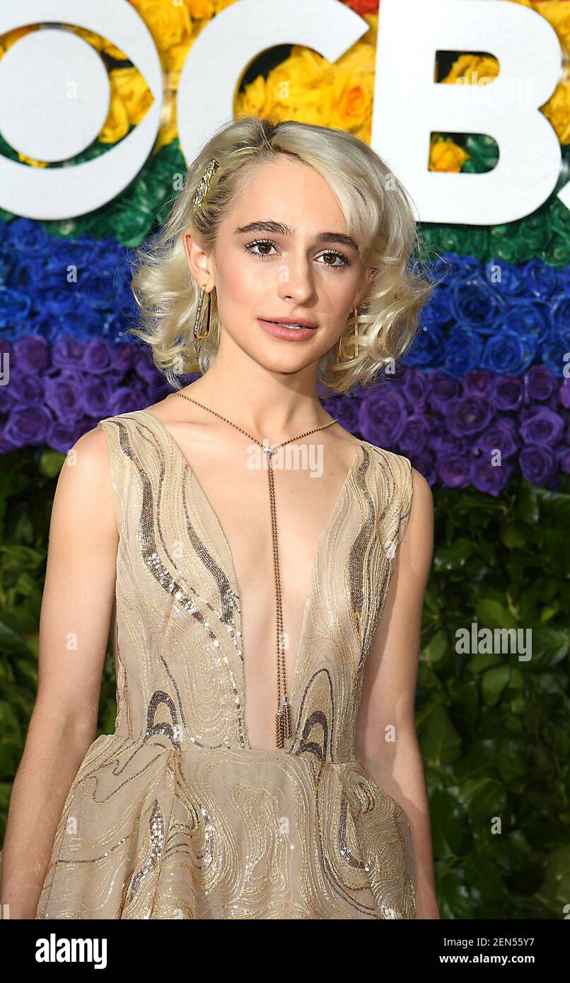 Sophia Anne Caruso participe aux Tony Awards 2019 le 9 juin 2019 au ...