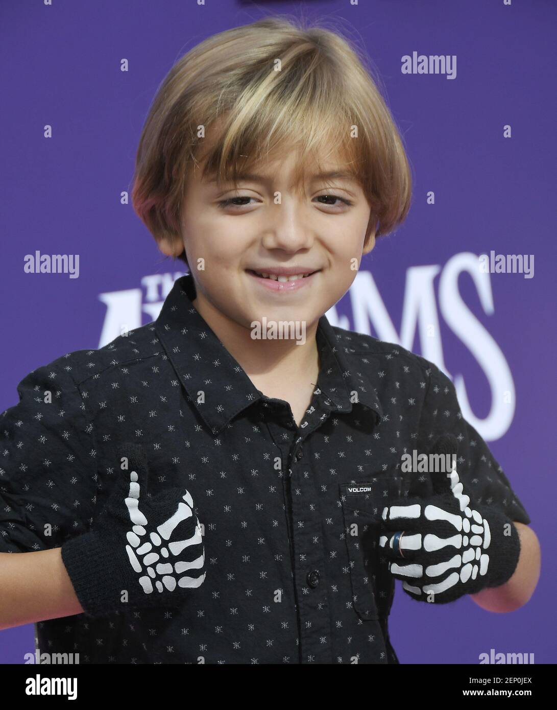 Jeremy Maguire arrive à LA première DE LA FAMILLE ADDAMS de Los Angeles ...
