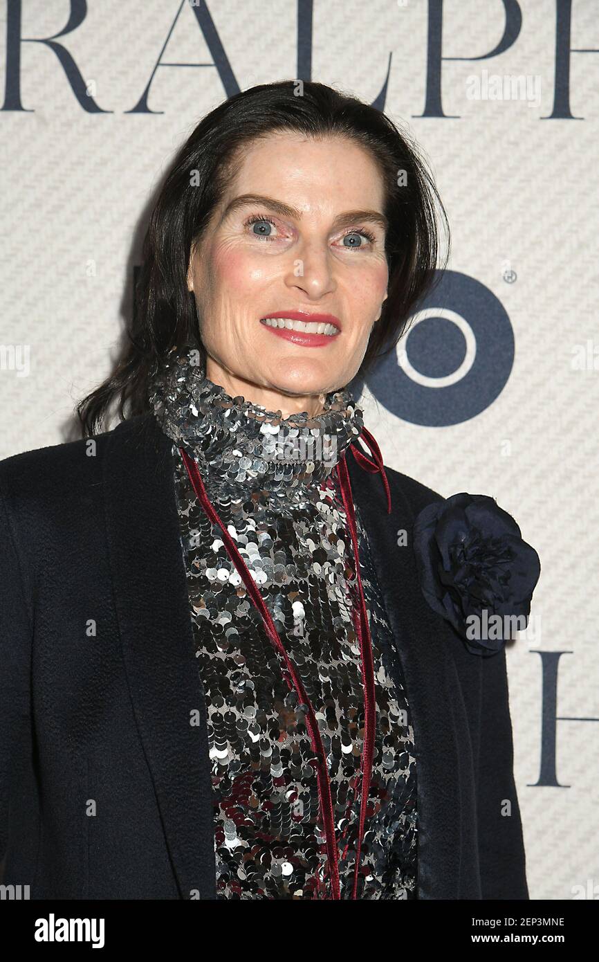 Jennifer Creel participe à la première mondiale du FILM documentaire ...