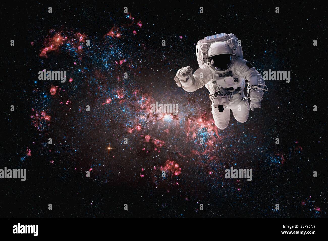 L'astronaute Spaceman fait de la sortie dans l'espace tout en ...