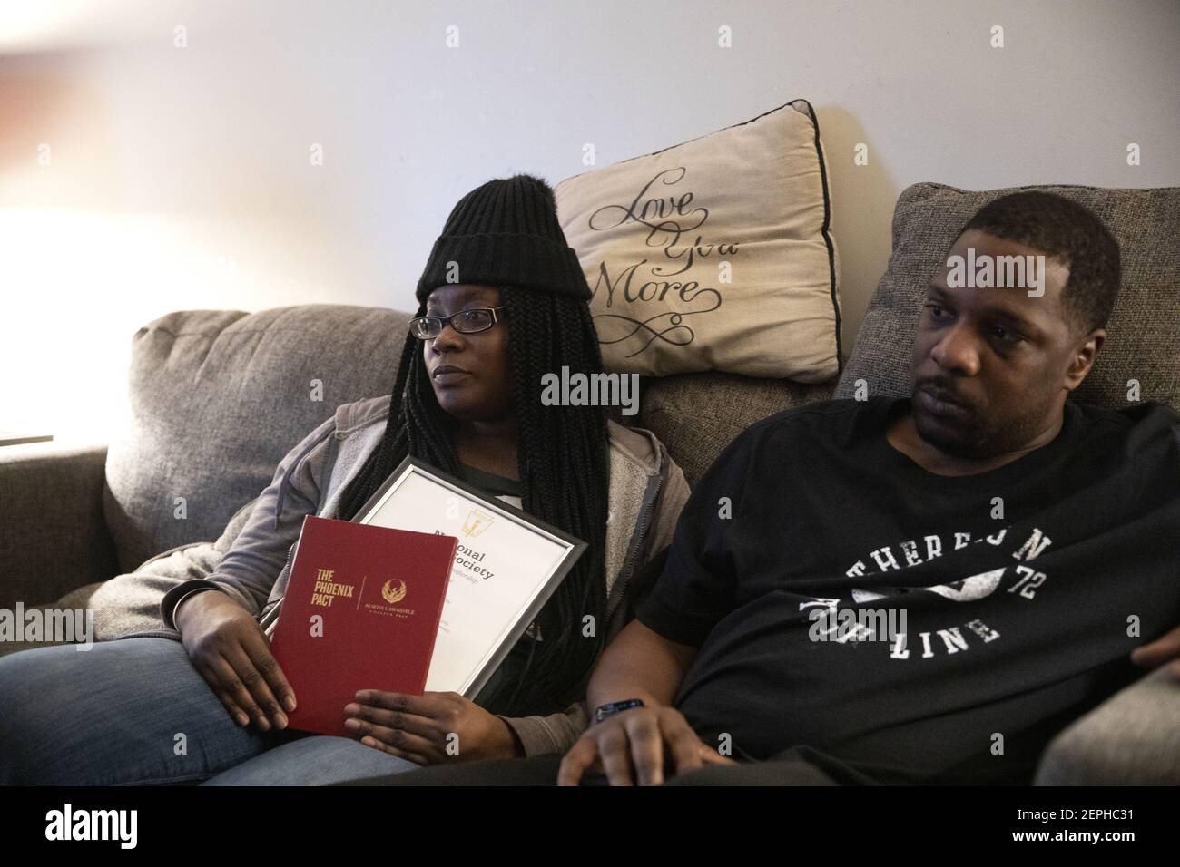 Evelyn Hightower et Darius Bell parlent de leur fille, une étudiante de ...