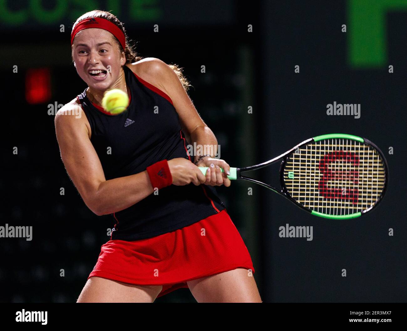 29 mars 2018: Jelena Ostapenko de Lettonie joue un revers contre ...