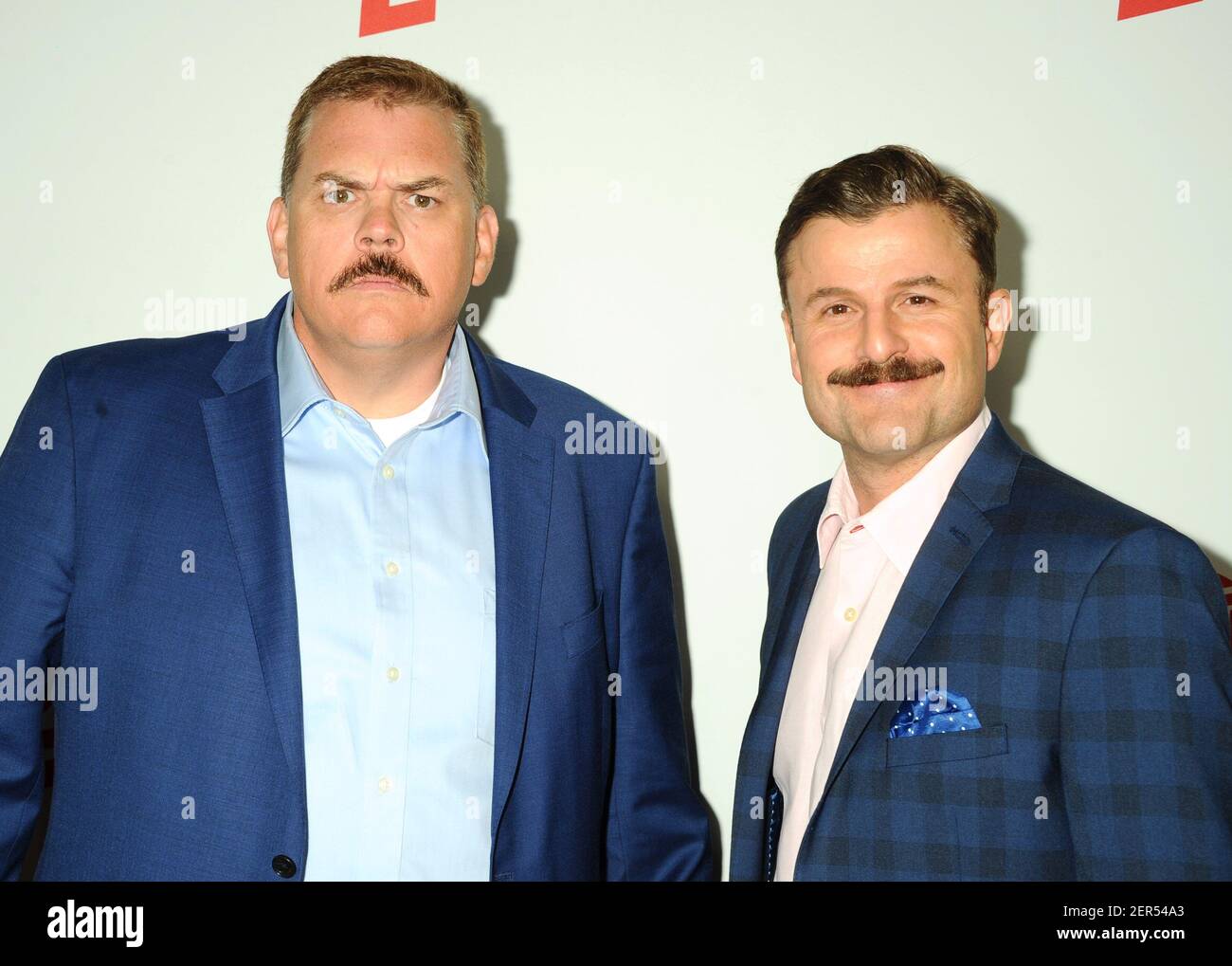 De gauche à droite : Kevin Hefferman, Steve Lemme arrive à la première ...