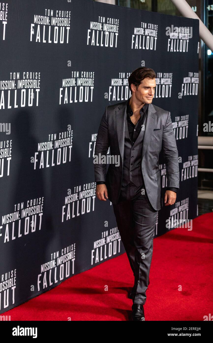 L'acteur Henry Cavill qui joue « August Walker » dans Mission ...