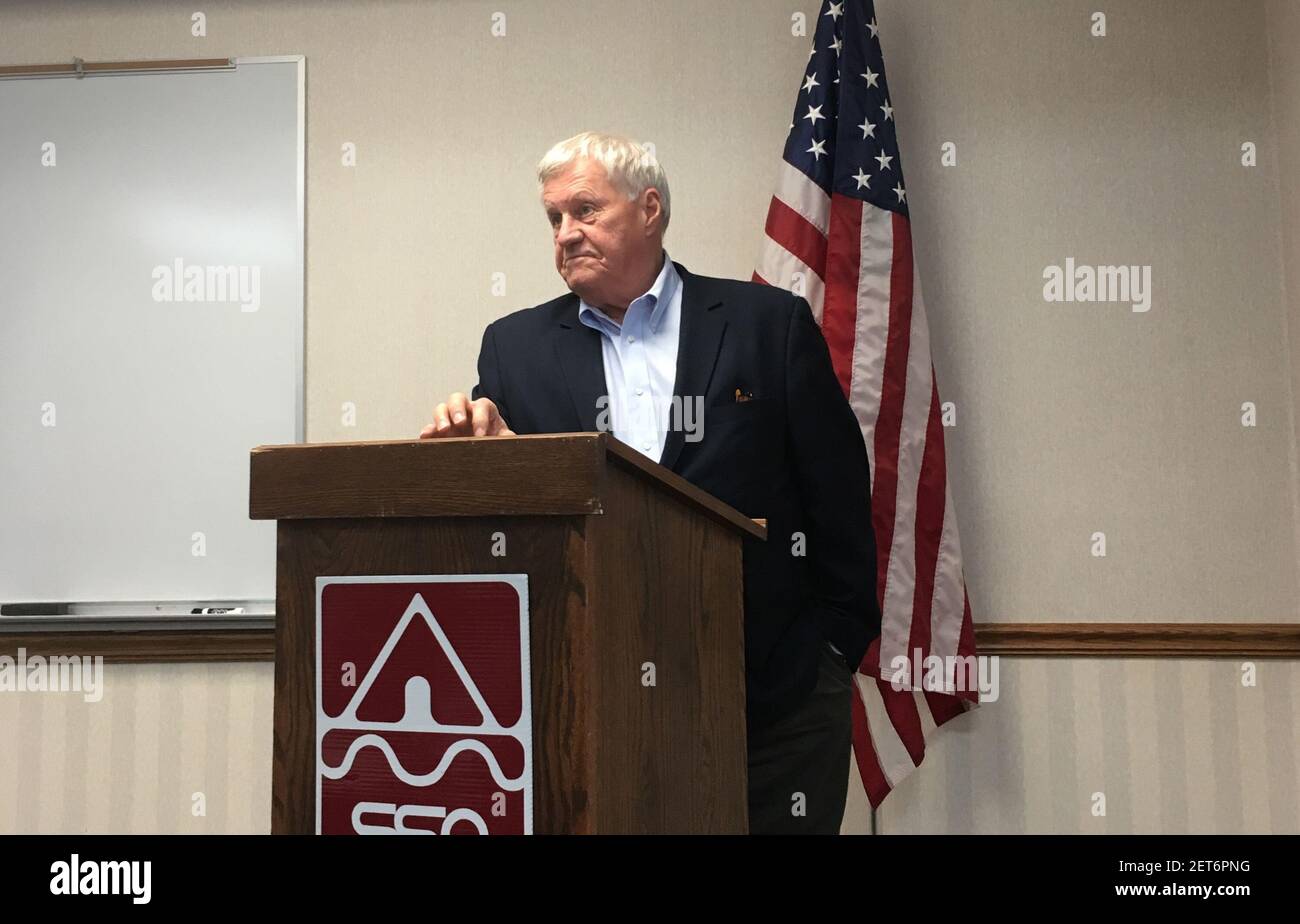 Le représentant Collin Peterson, D-Minn., a déclaré qu'il devenait de ...