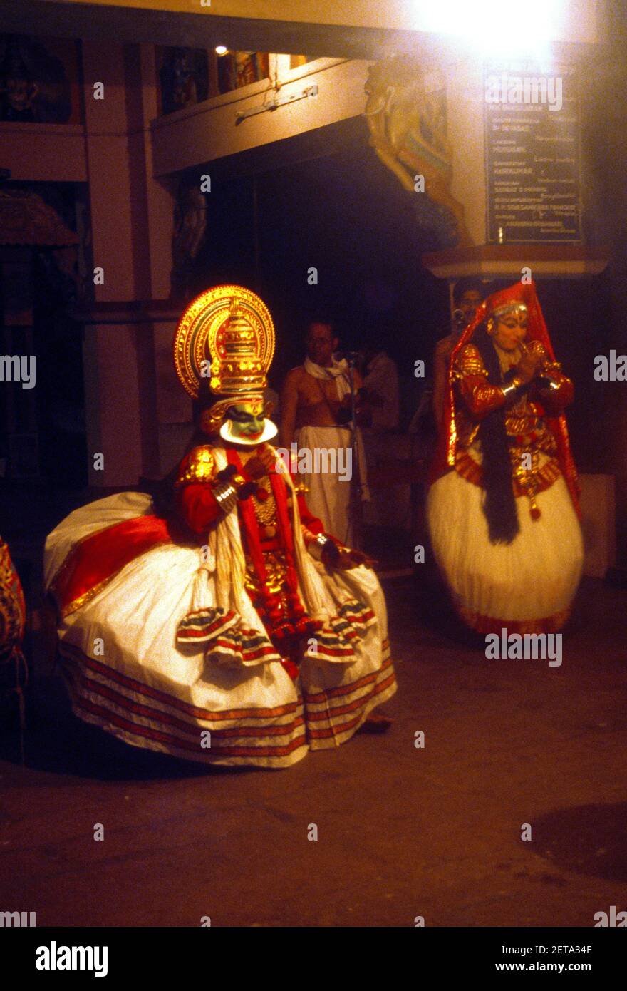 Kathakali danseur inde Banque de photographies et d’images à haute ...