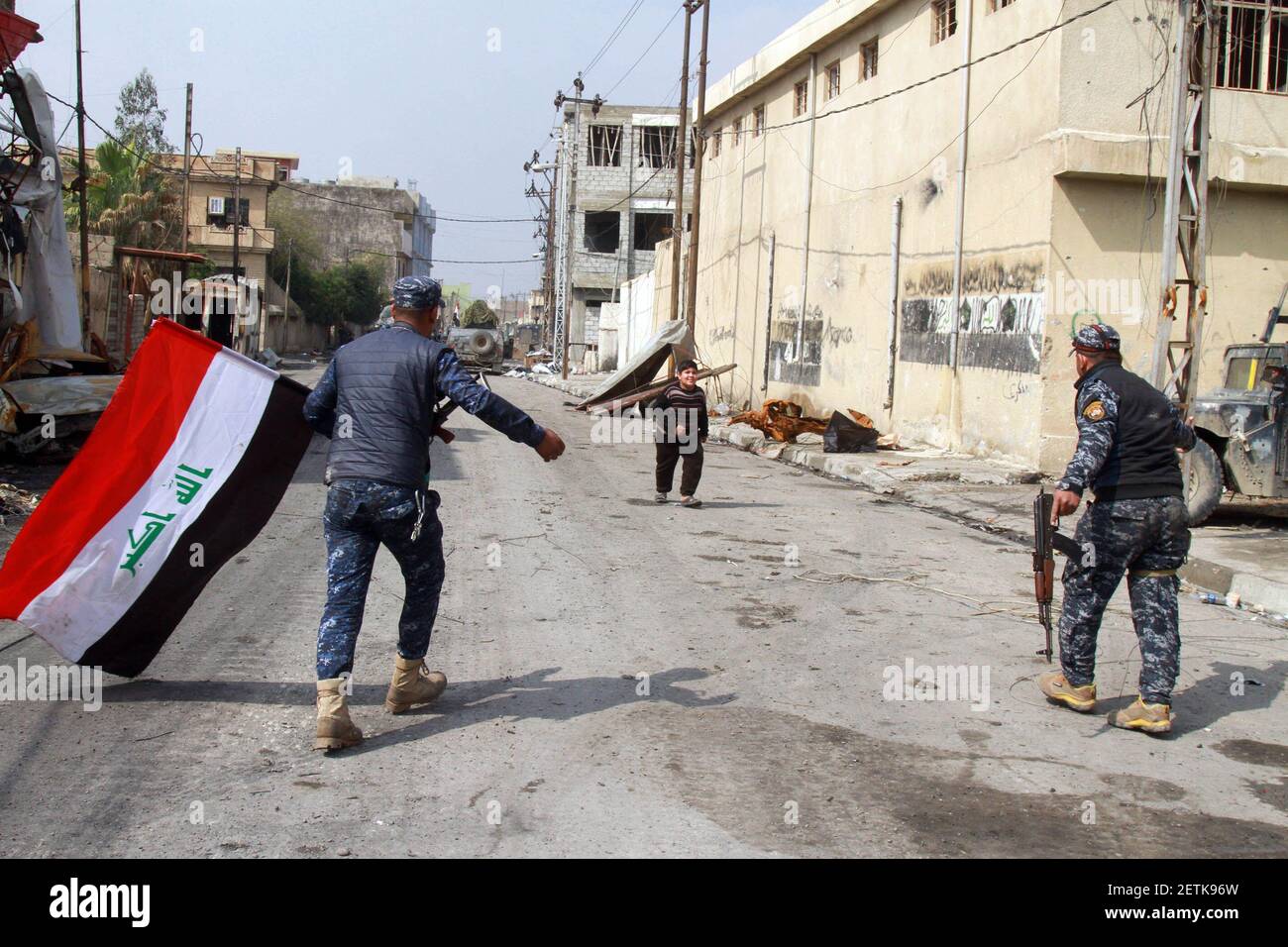 (170320) -- MOSUL, 20 mars 2017 (Xinhua) -- les forces de police ...
