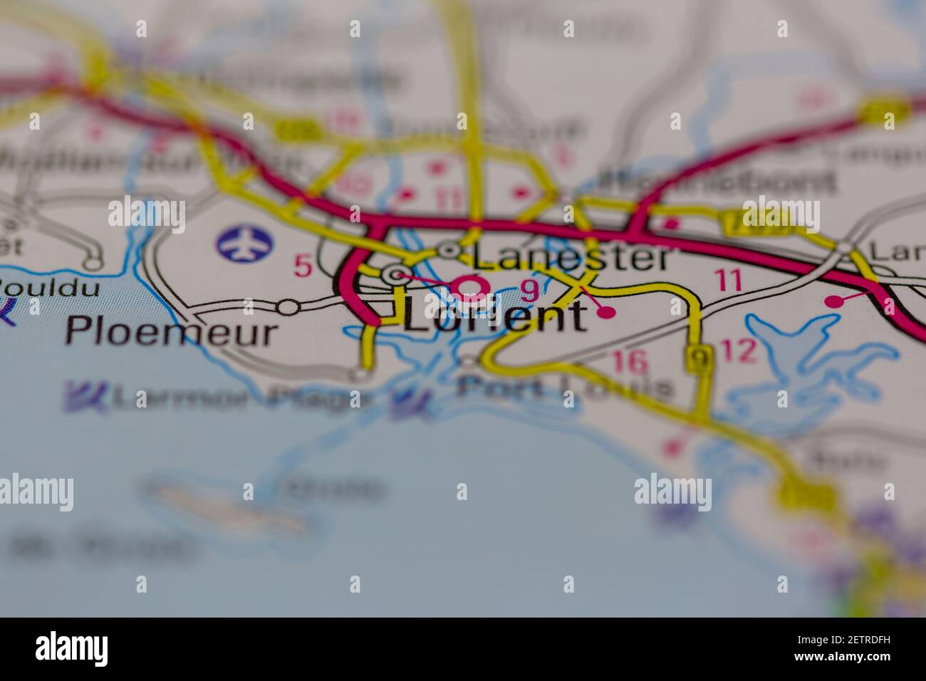 Lorient sur une carte routière ou une carte géographique et atlas Photo ...