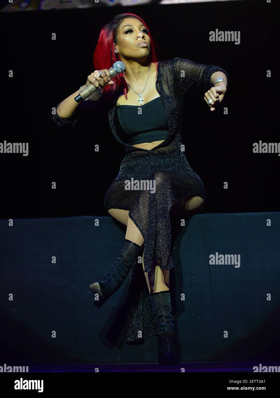 MIAMI, FL - 14 MAI : la chanteuse K. Michelle se produit à la 4e expérience annuelle de la fête ...