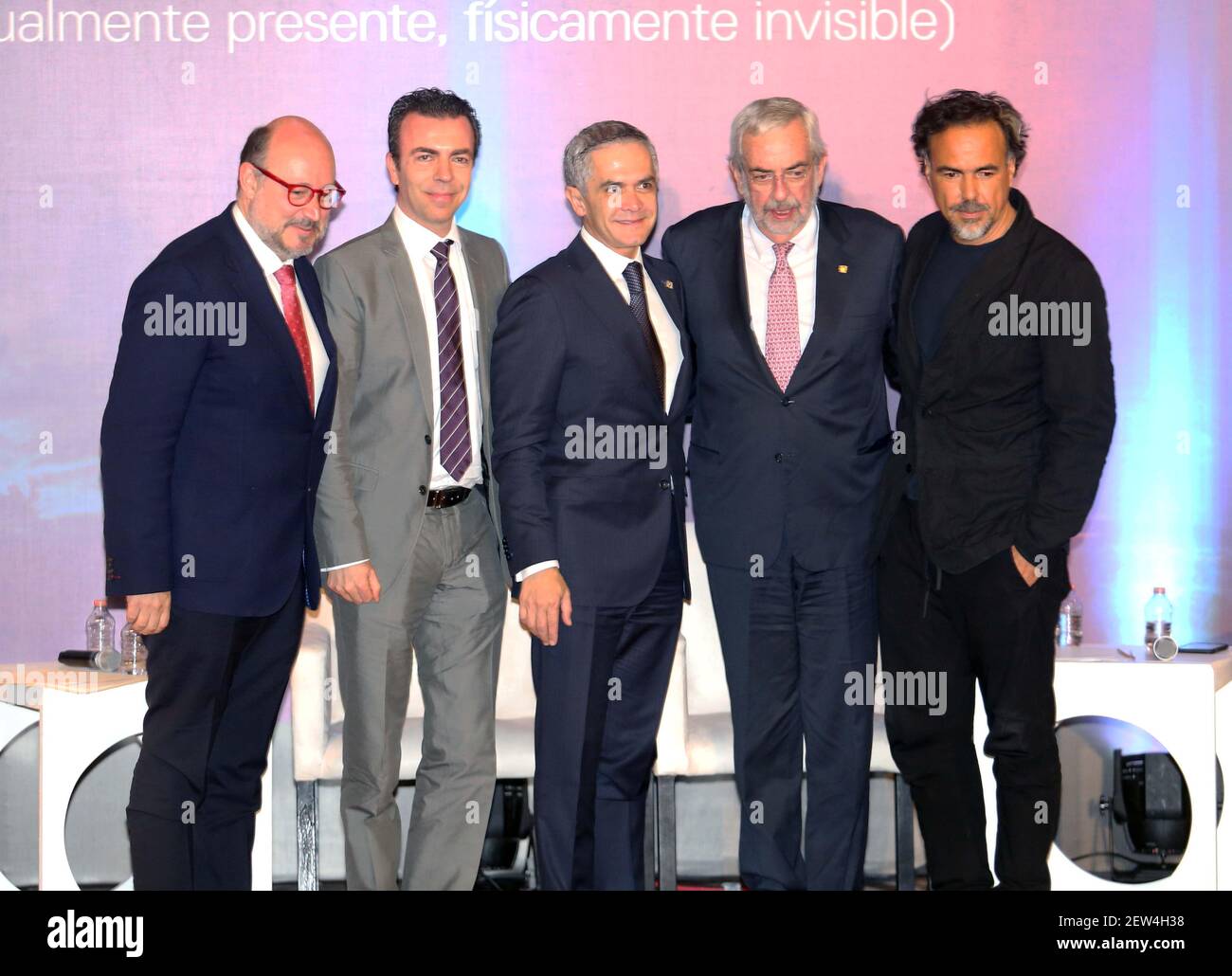 Photo appel et Conférence de presse avec le réalisateur Alejandro ...