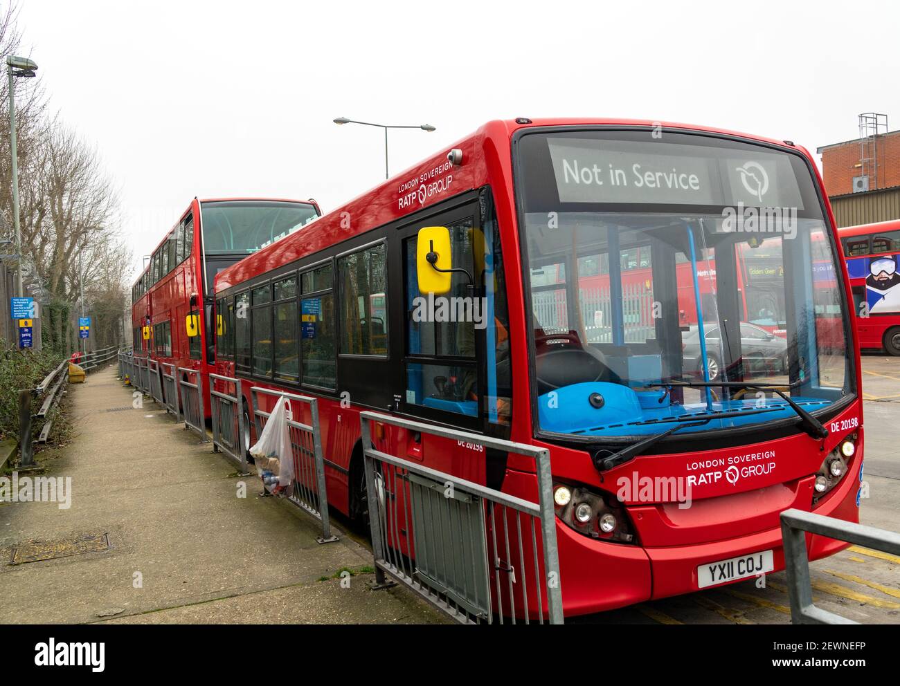 Le 3 mars 2020, la RATP a exploité les autobus rouges TfL London au ...