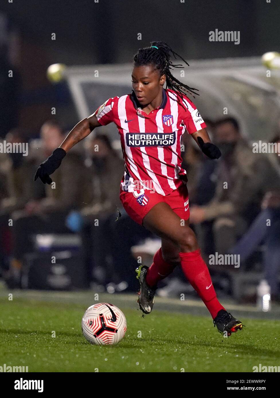 Femmes ludmila Banque de photographies et d’images à haute résolution ...