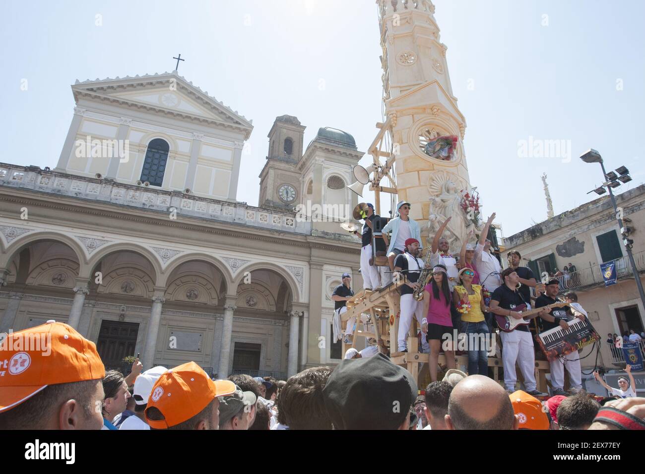 Festa dei gigli Banque de photographies et d’images à haute résolution ...