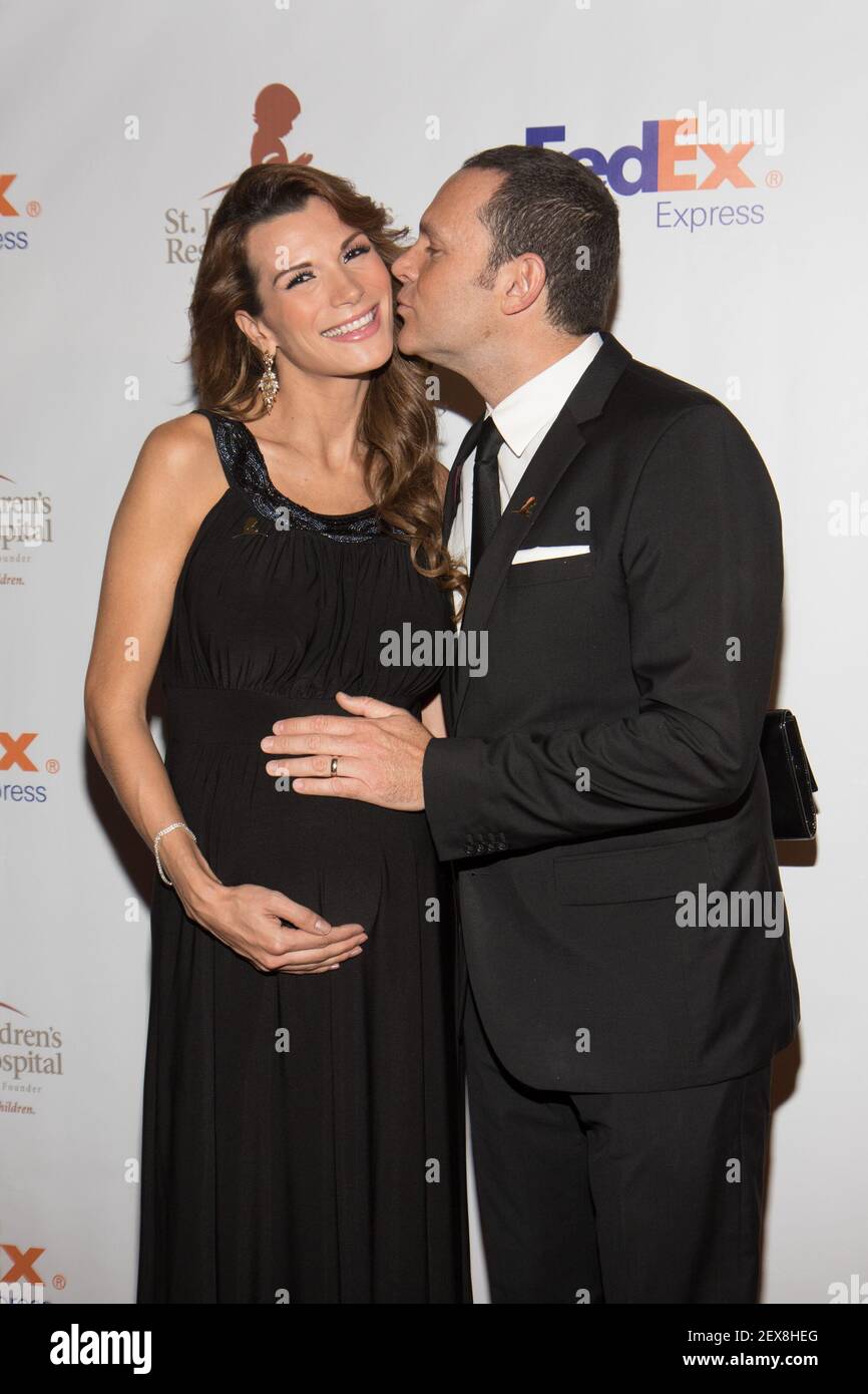 MIAMI, FLORIDE - 16 MAI : Cristina Bernal et Alan Tacher sont vus ...