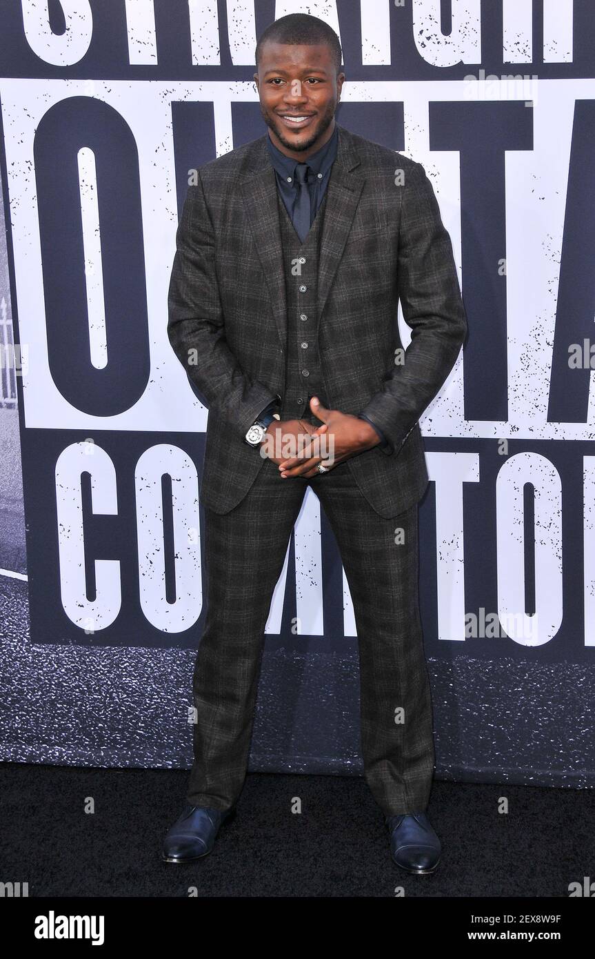Edwin Hodge arrive à la première 'Straight Outta Compton' de Los ...